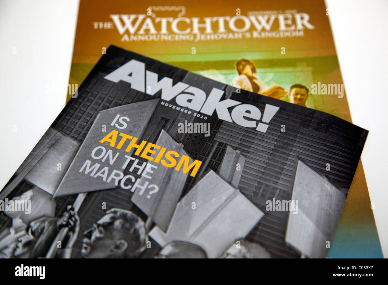 Watchtower magazine hi-res stock photography and images - Alamy
