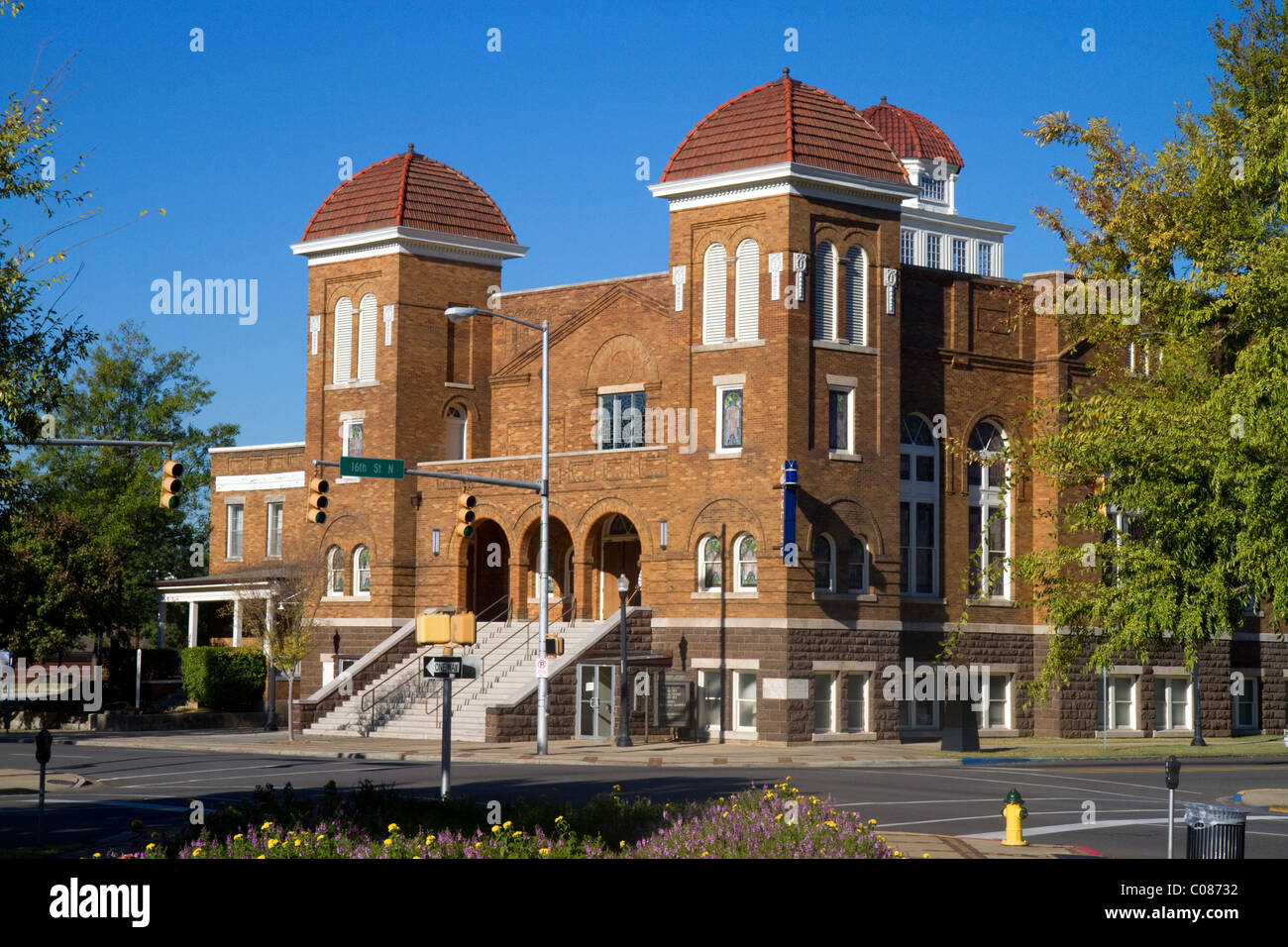 Wallace rayfield hi-res stock photography and images - Alamy