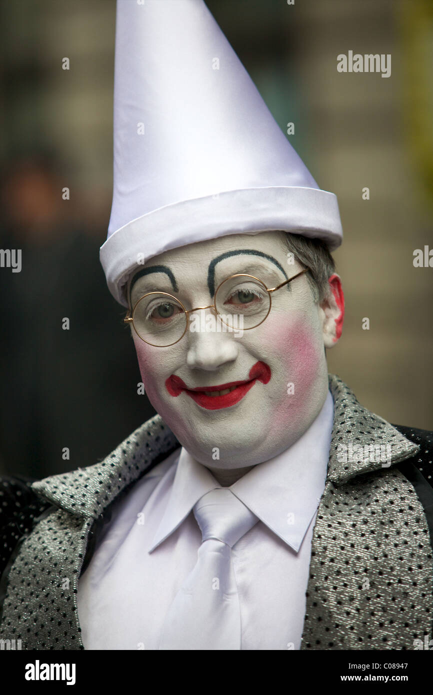 Clown cone hi-res stock photography and images - Alamy