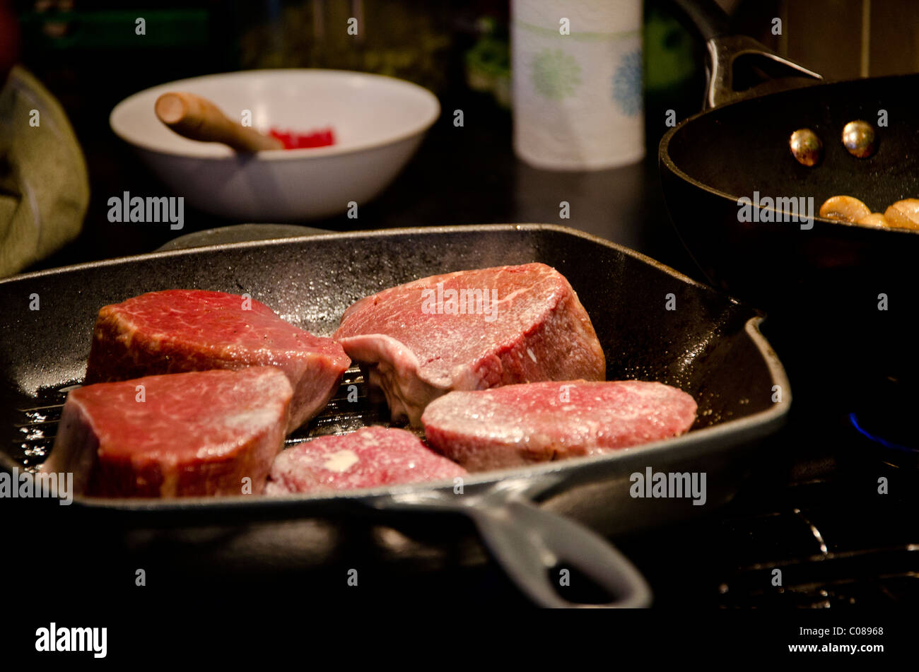 Griddle cooked hi-res stock photography and images - Alamy