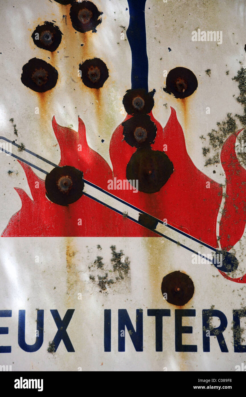 Target bullet holes hi-res stock photography and images - Alamy