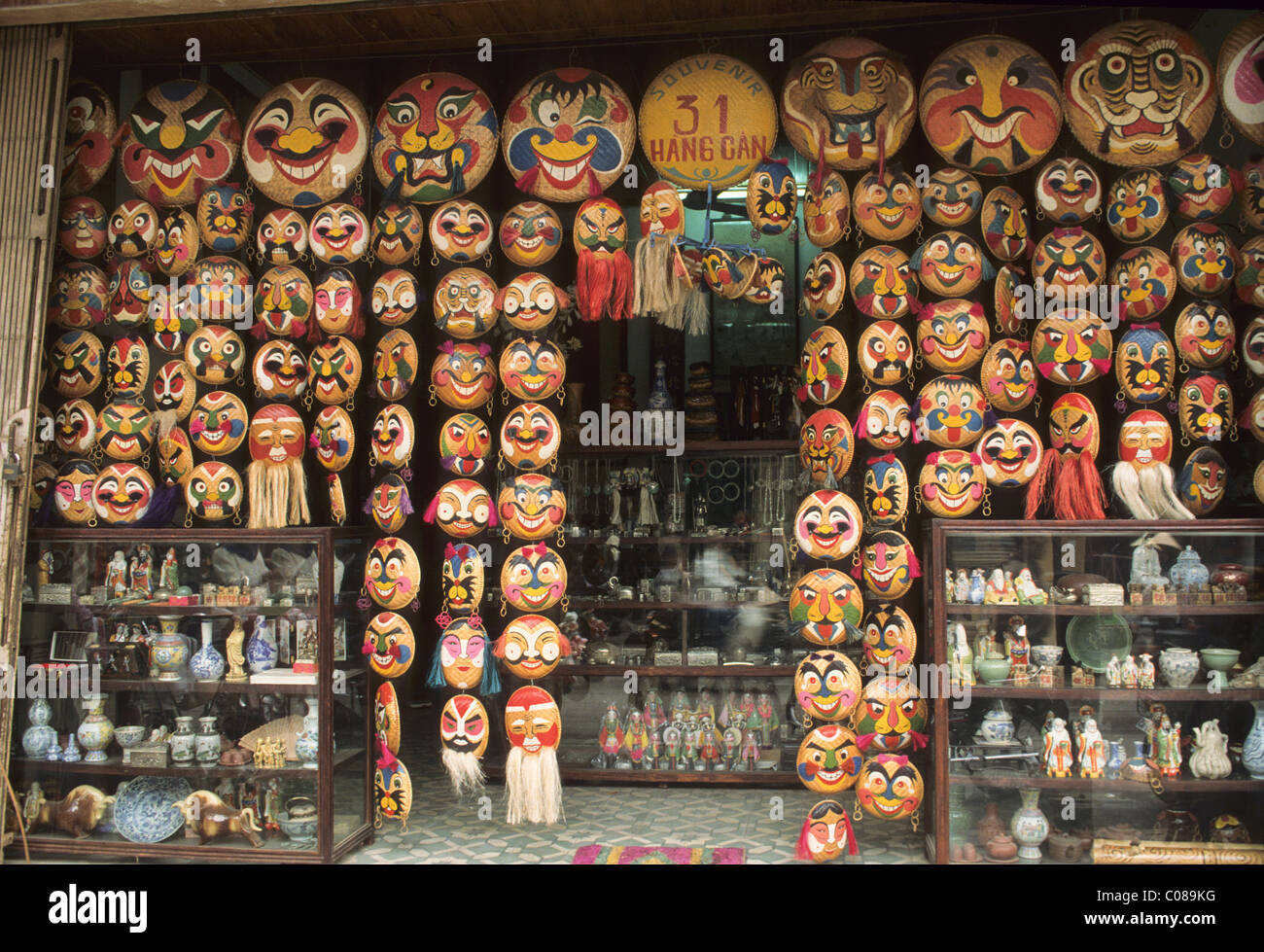 Elk134-1176 Vietnam Hanoi handicraft shop Stock Photo - Alamy