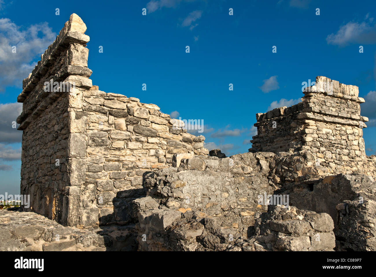 Yamil Lu'um, Temple of the Scorpion (Templo del Alacran), Mayan Ruins ...