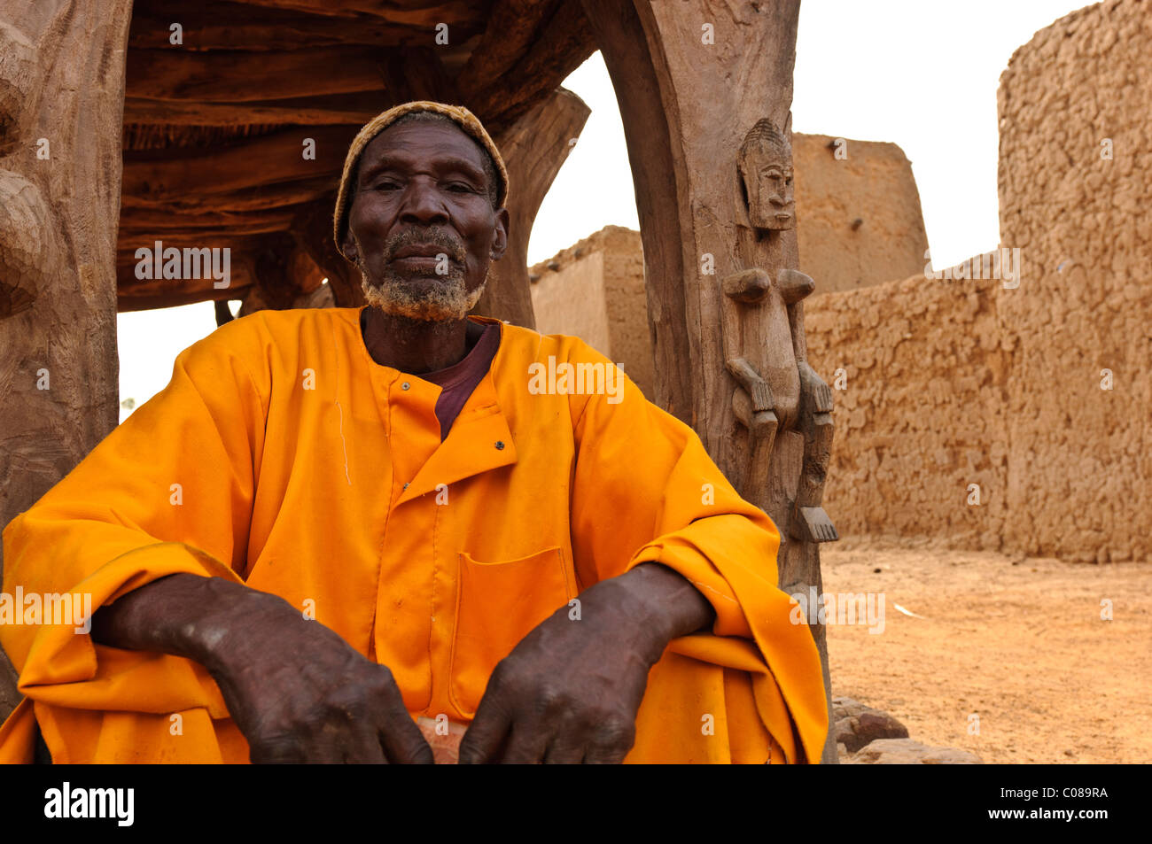 Dogon man hi-res stock photography and images - Alamy