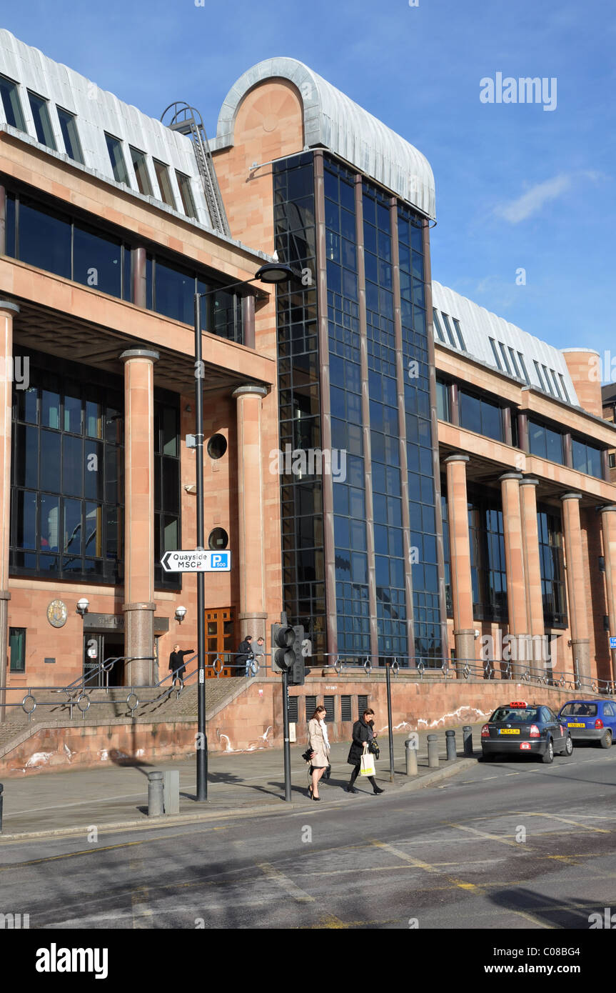 Newcastle law courts Stock Photo - Alamy