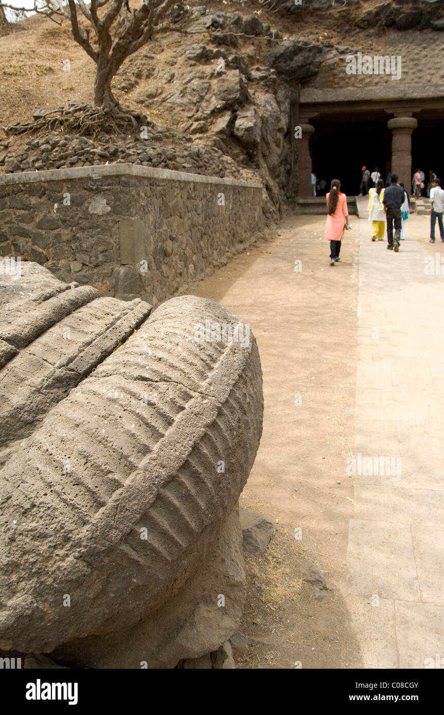 India, Mumbai (aka Bombay). Gharapuri Island, Mount Kailash, 7th ...