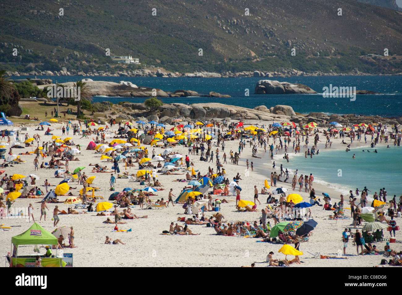 Crowded beach cape town hi-res stock photography and images - Alamy