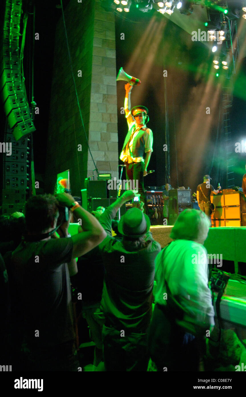 Scott Weiland from Velvet Revolver Performing live at the Santa Barbara ...