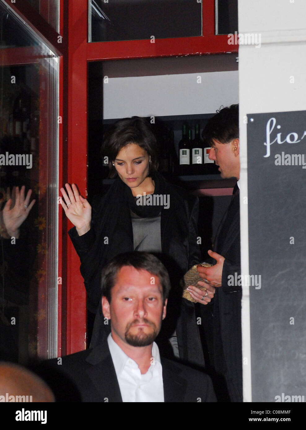 Katie Holmes, Tom Cruise leaving Italian restaurant Salumeria Fior di Pane on Ackerstrasse ...