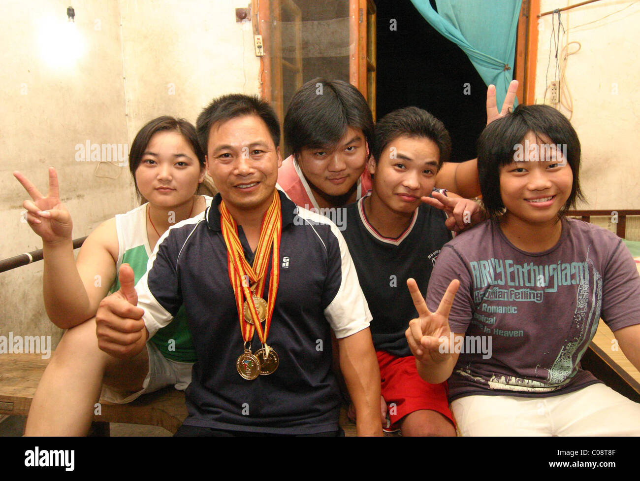 Disabled athletes disabled chinese athletes hi-res stock photography ...