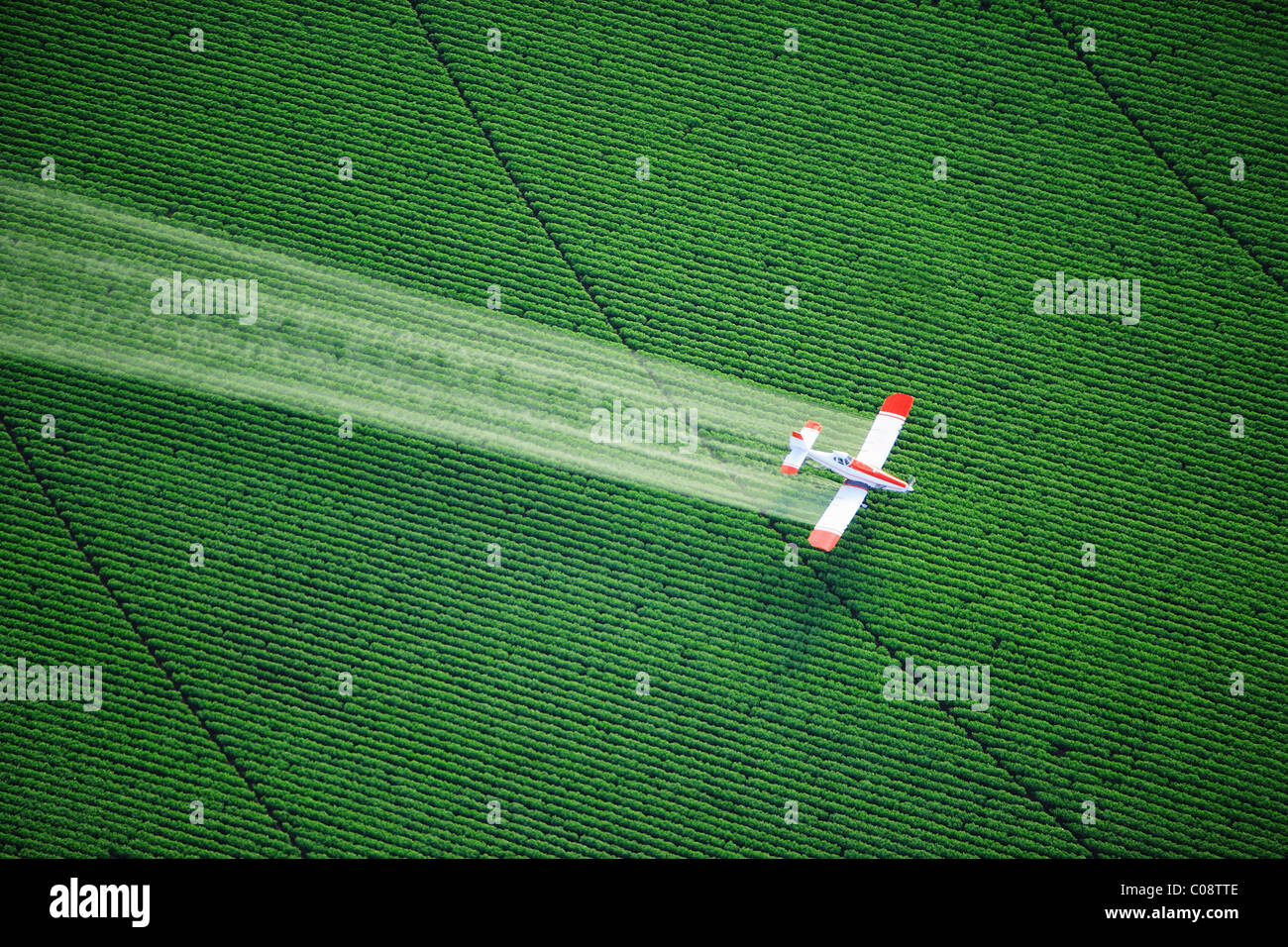 Aerial Crop Sprayer High Resolution Stock Photography and Images - Alamy