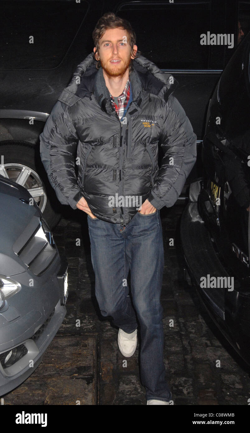 Jesse Carmichael of Maroon 5 arriving back at his Hotel New York City ...