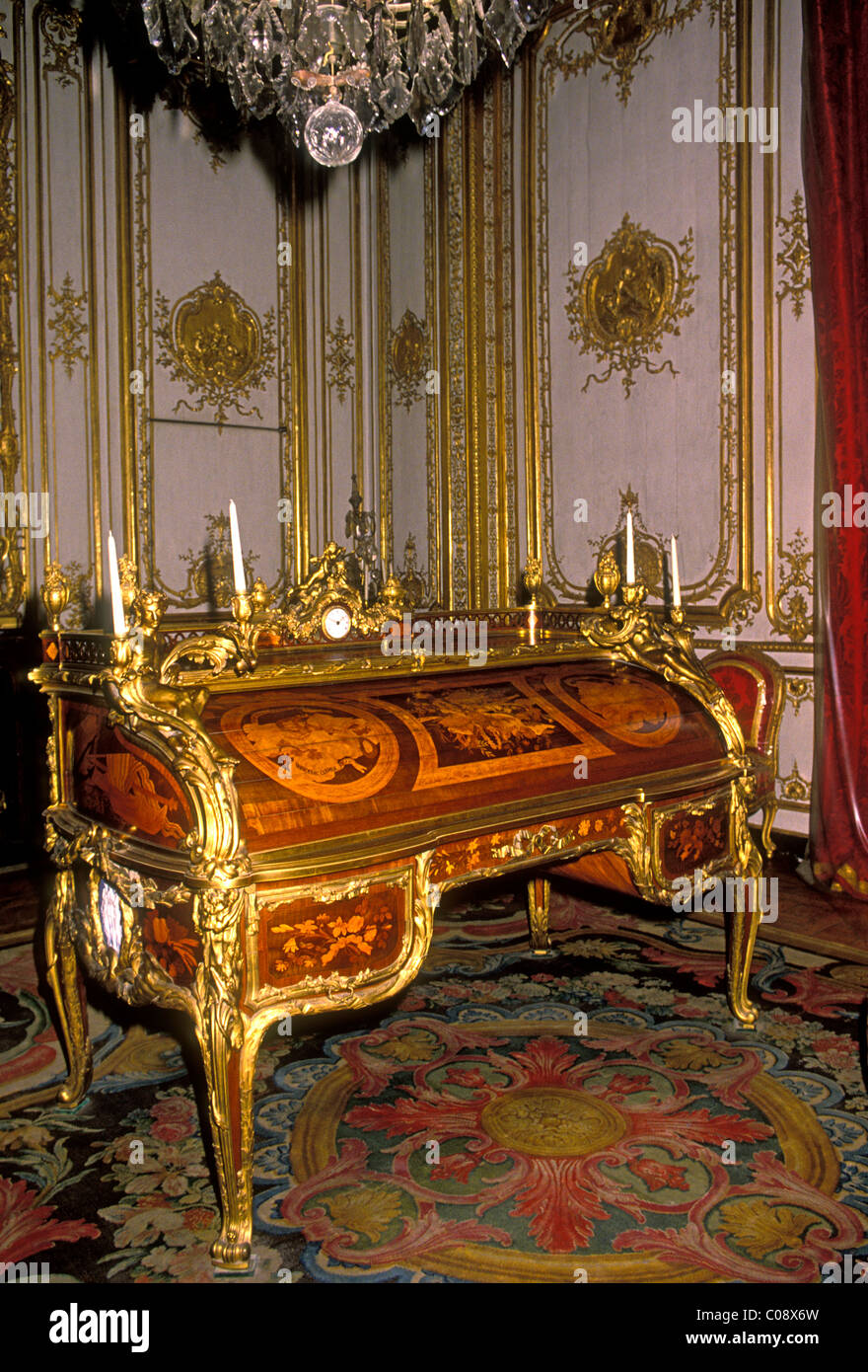 Versailles rolltop desk, king louis xv hi-res stock photography and ...