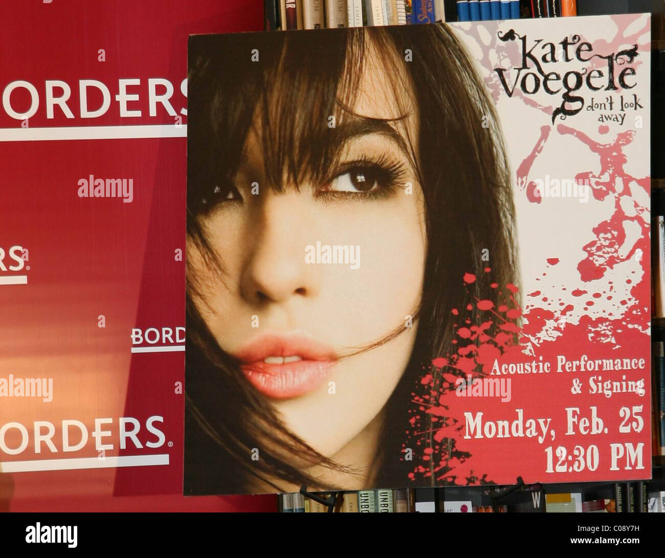 Kate Voegele perfroming and signing Cd's at Borders New York City, USA ...