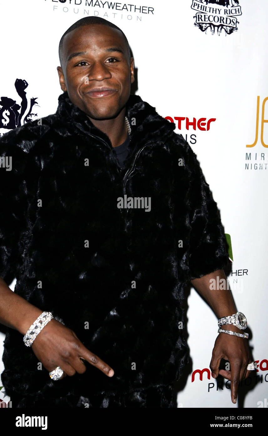 Floyd Mayweather celebrates his 31st Birthday at JET Nightclub at the ...