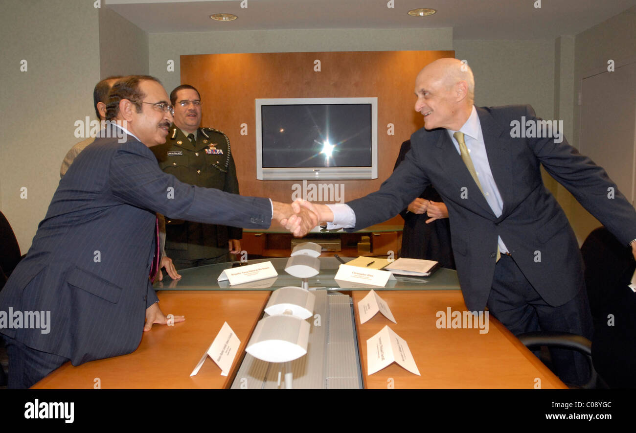 His Excellency Lt. General Rashed bin Abdulla AL Khalifa, Minister of ...