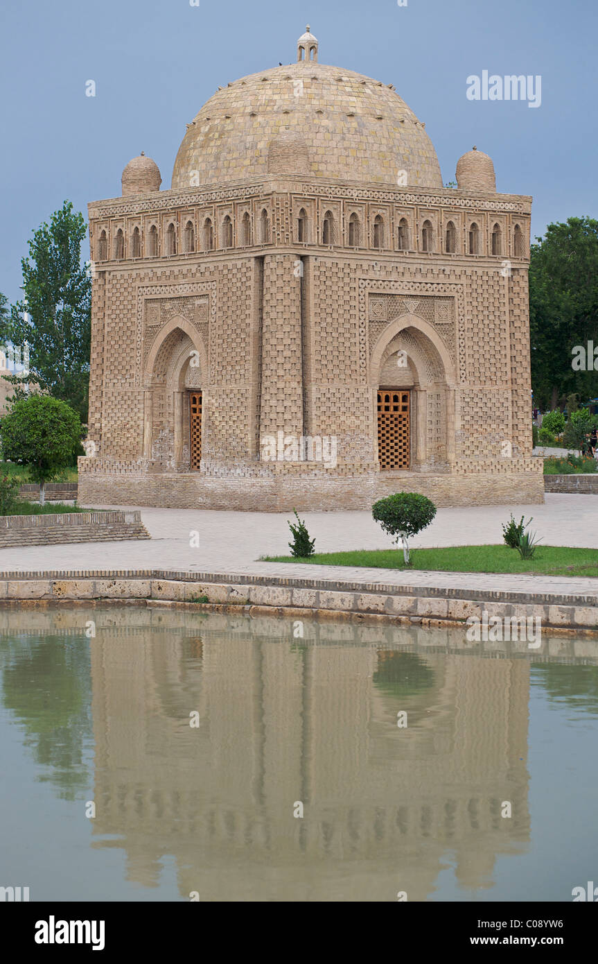 The ismail samani mausoleum hi-res stock photography and images - Alamy