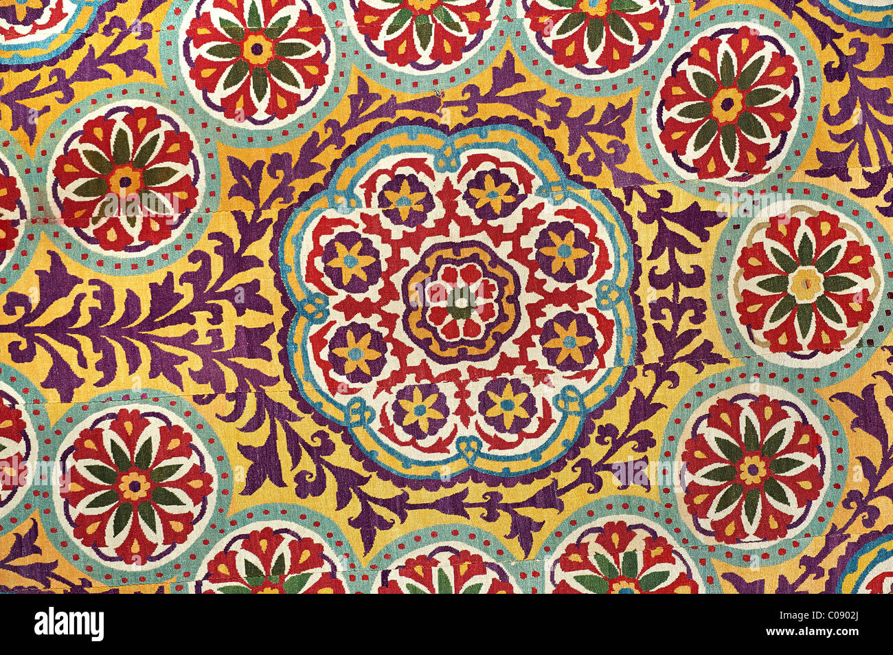 Suzani hi-res stock photography and images - Alamy