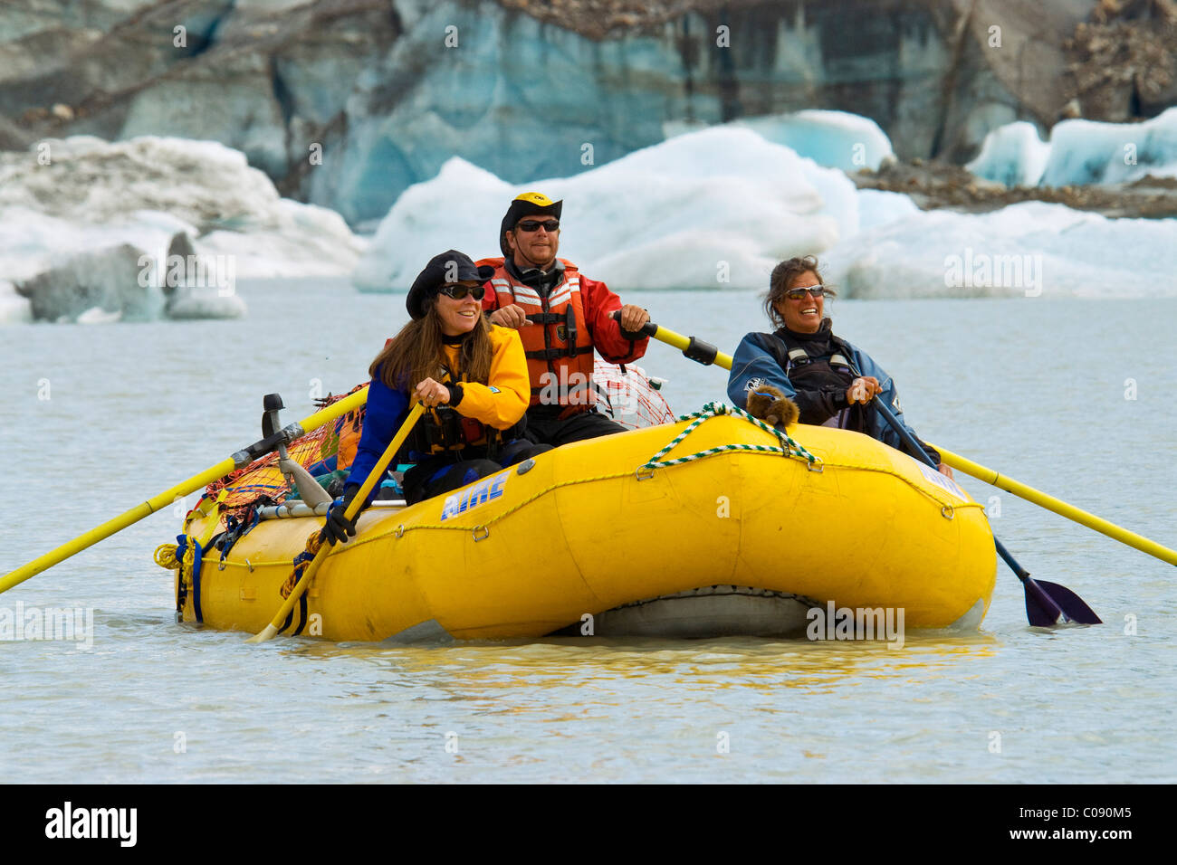 river rafting on the Alsek River by Alsek and Walker Glaciers, Glacier ...