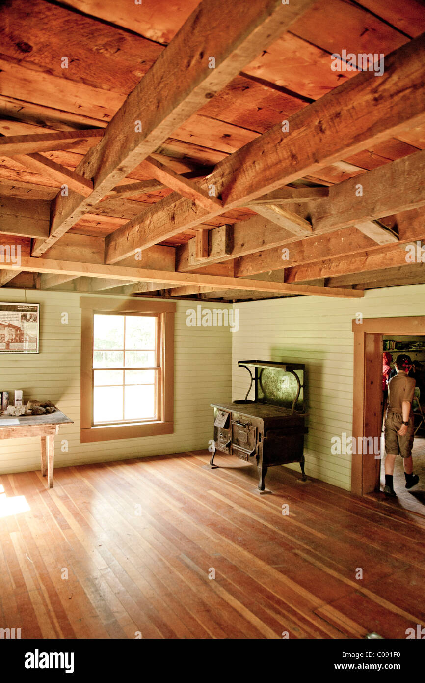 Old Time Roadhouse High Resolution Stock Photography and Images - Alamy