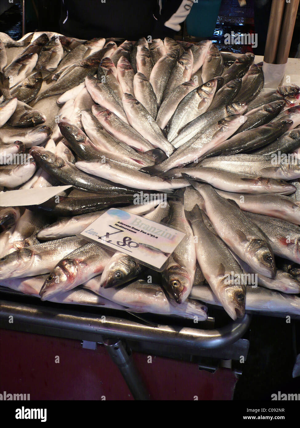 Fish on sale in the fish markets of Venice Stock Photo - Alamy