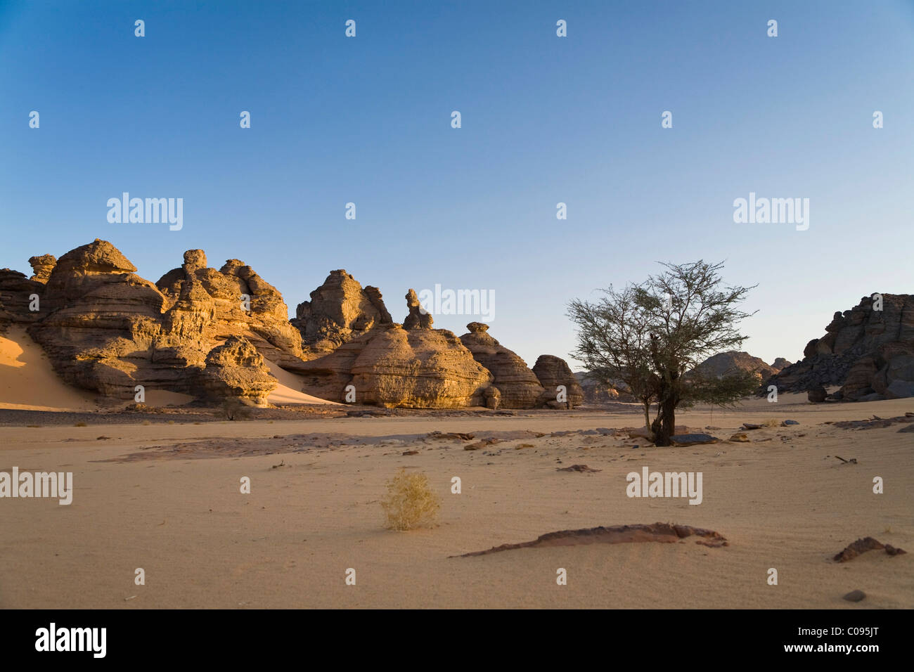 Region of akakus hi-res stock photography and images - Alamy