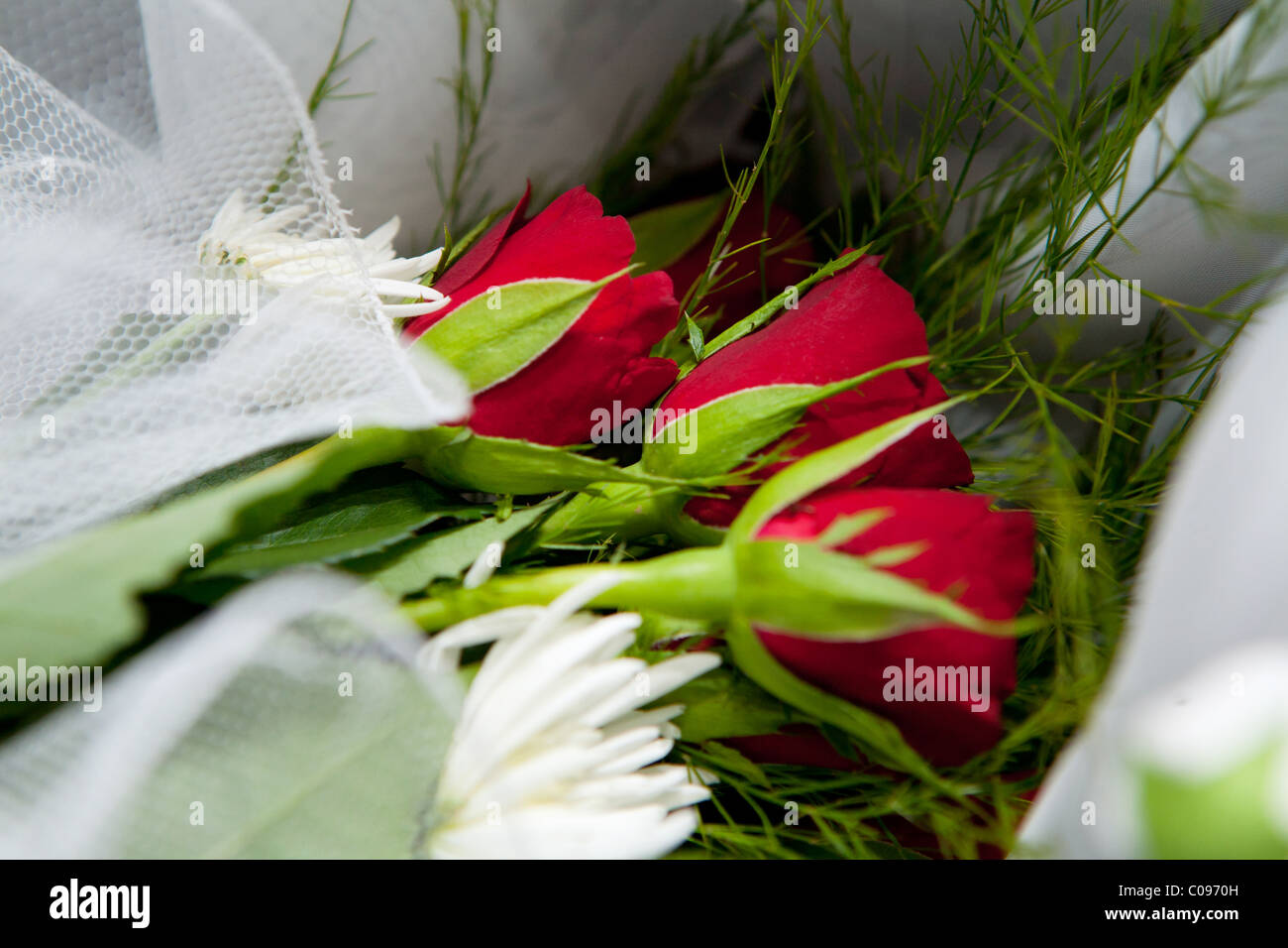 Roses bouquet of wedding day Stock Photo - Alamy