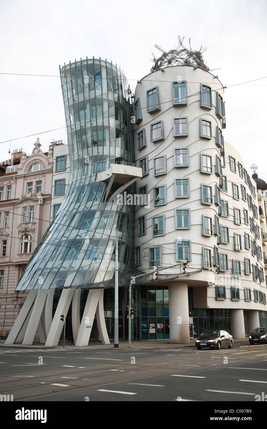 Dancing House, Frank Gehry, Prague, Czech Republic Stock Photo - Alamy