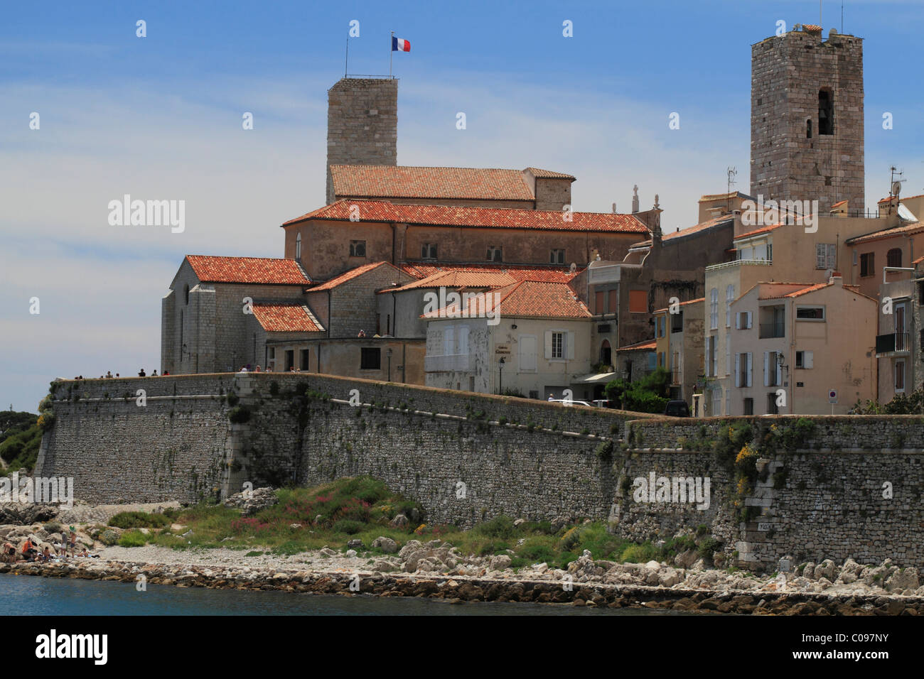 Old town with cathedral and city walls, Antibes, Département Alpes ...