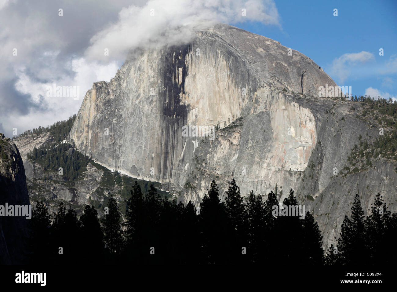 Half dome chains hi-res stock photography and images - Alamy