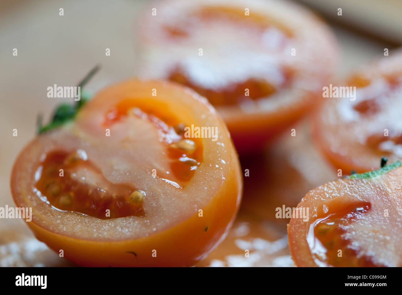 Tomato cut open hi-res stock photography and images - Alamy