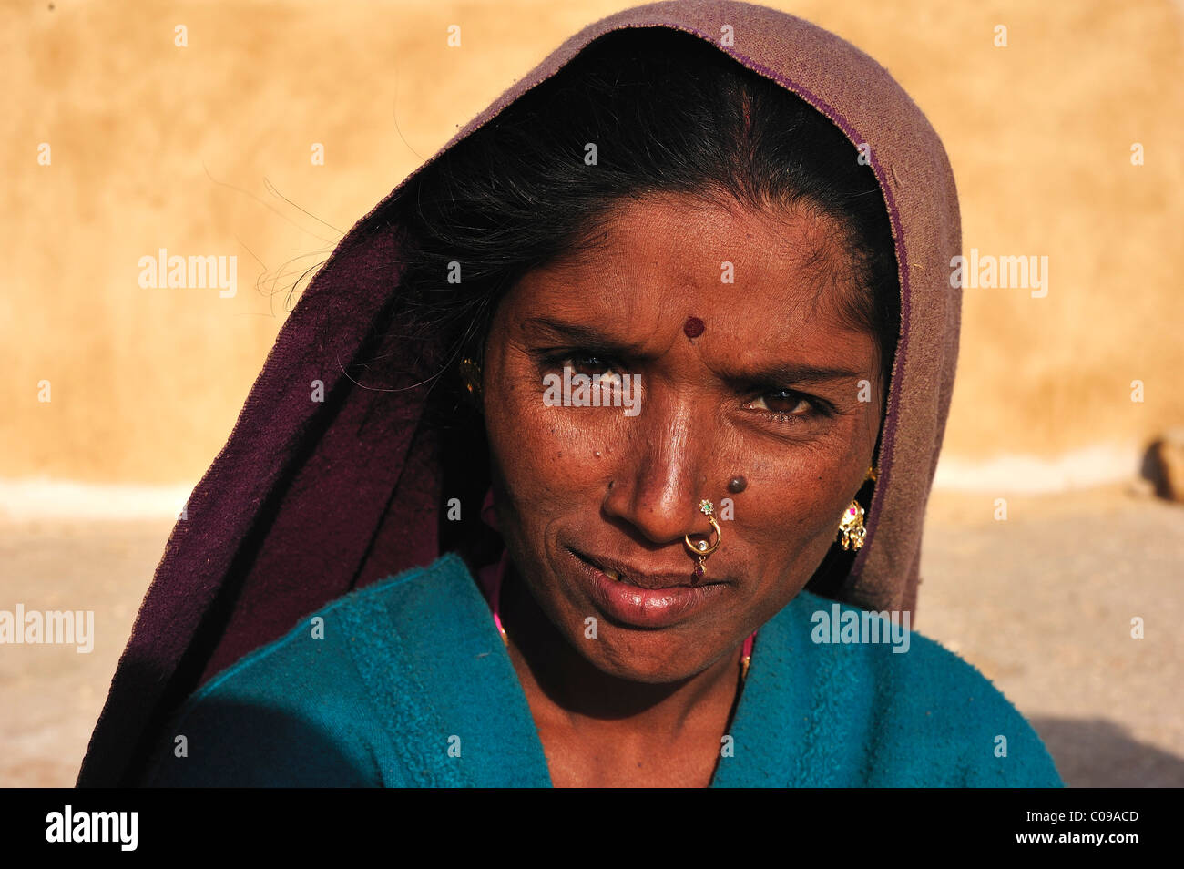 Portrait, young woman, Thar Desert, Rajasthan, India, Asia Stock Photo ...