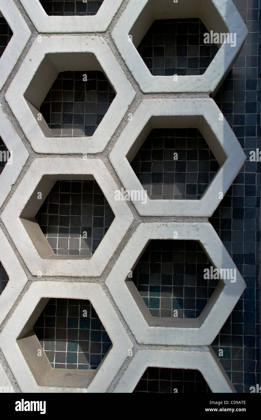 Geometric shadows patterns hi-res stock photography and images - Alamy