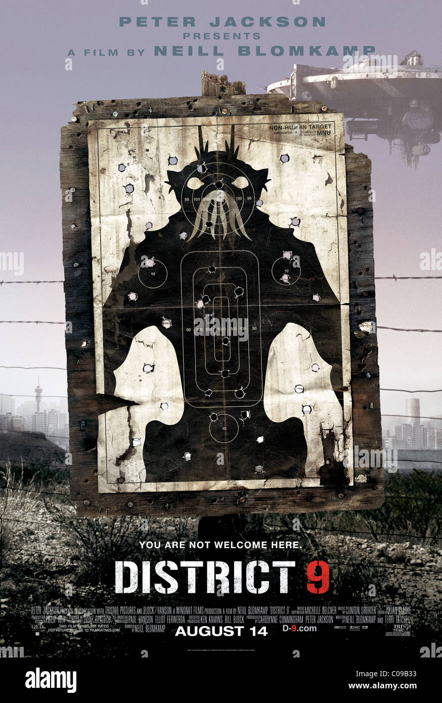 District 9 Poster High Resolution Stock Photography and Images - Alamy