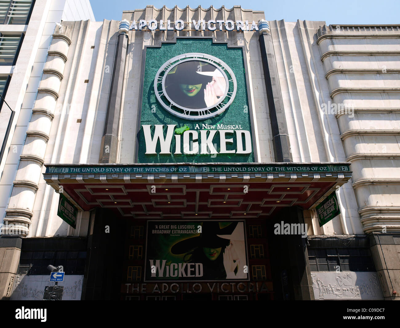 The Apollo Victoria Threatre, London Stock Photo - Alamy