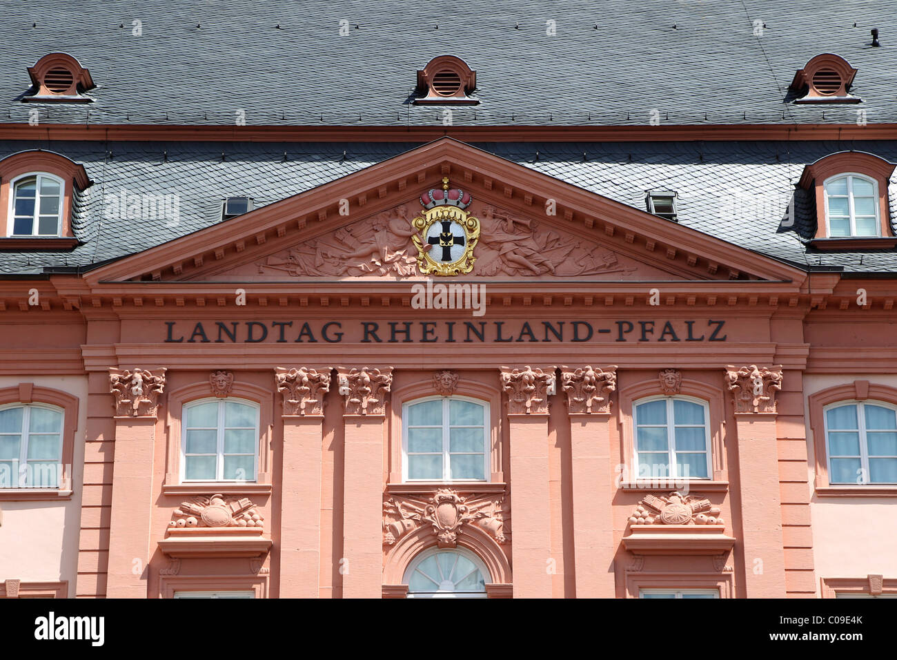 State parliament photos hi-res stock photography and images - Alamy