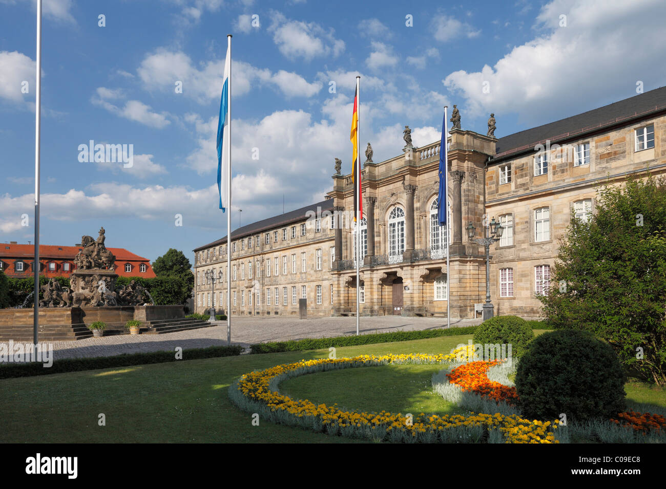 Neues Schloss castle, Markgrafenbrunnen fountain, Bayreuth, Upper ...