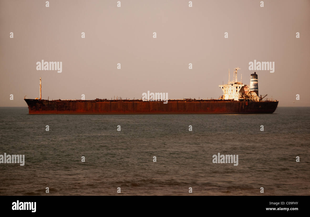 Container ship in the sea, Goa, India Stock Photo - Alamy