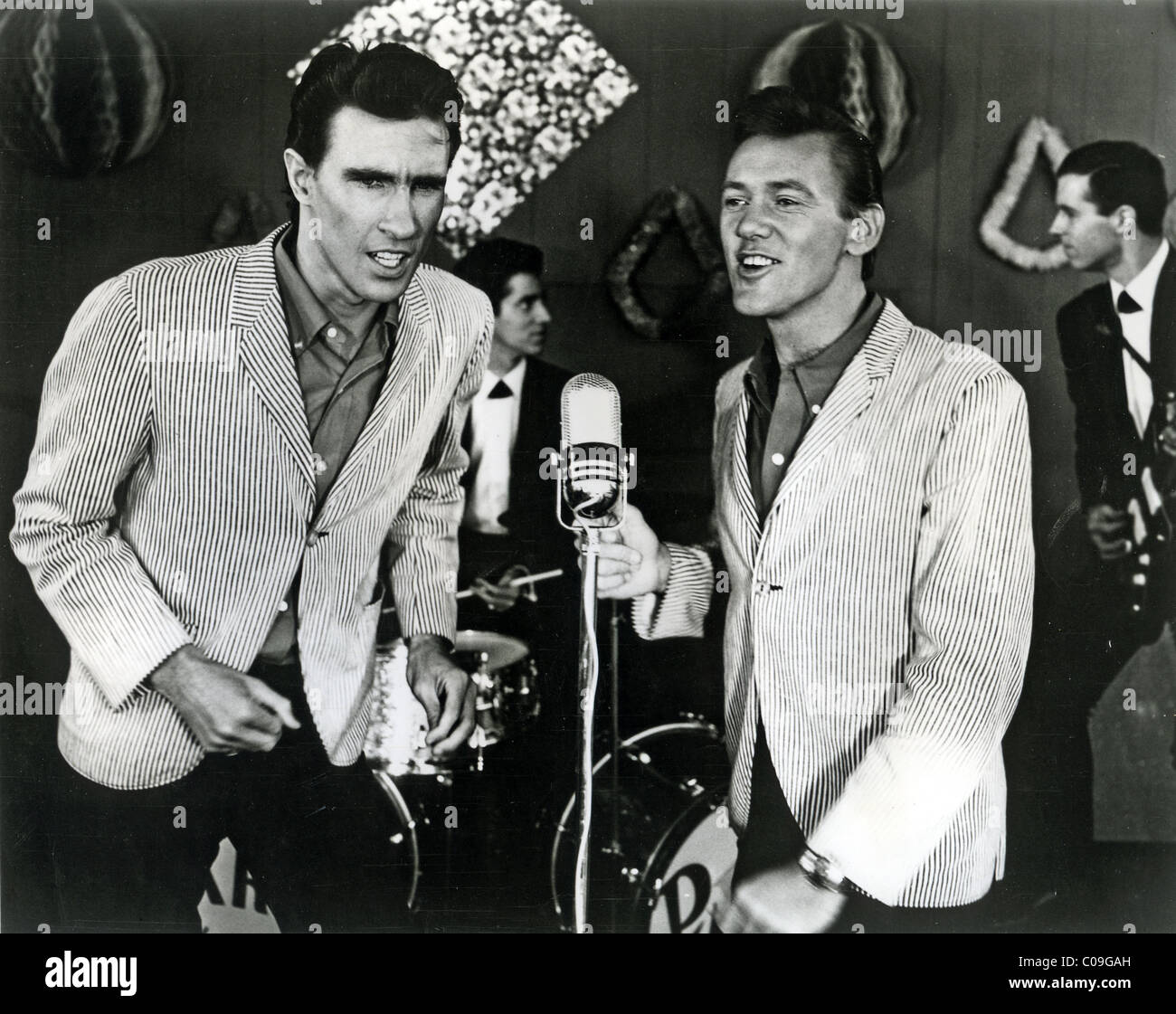 Bill medley and bobby hatfield High Resolution Stock Photography and ...