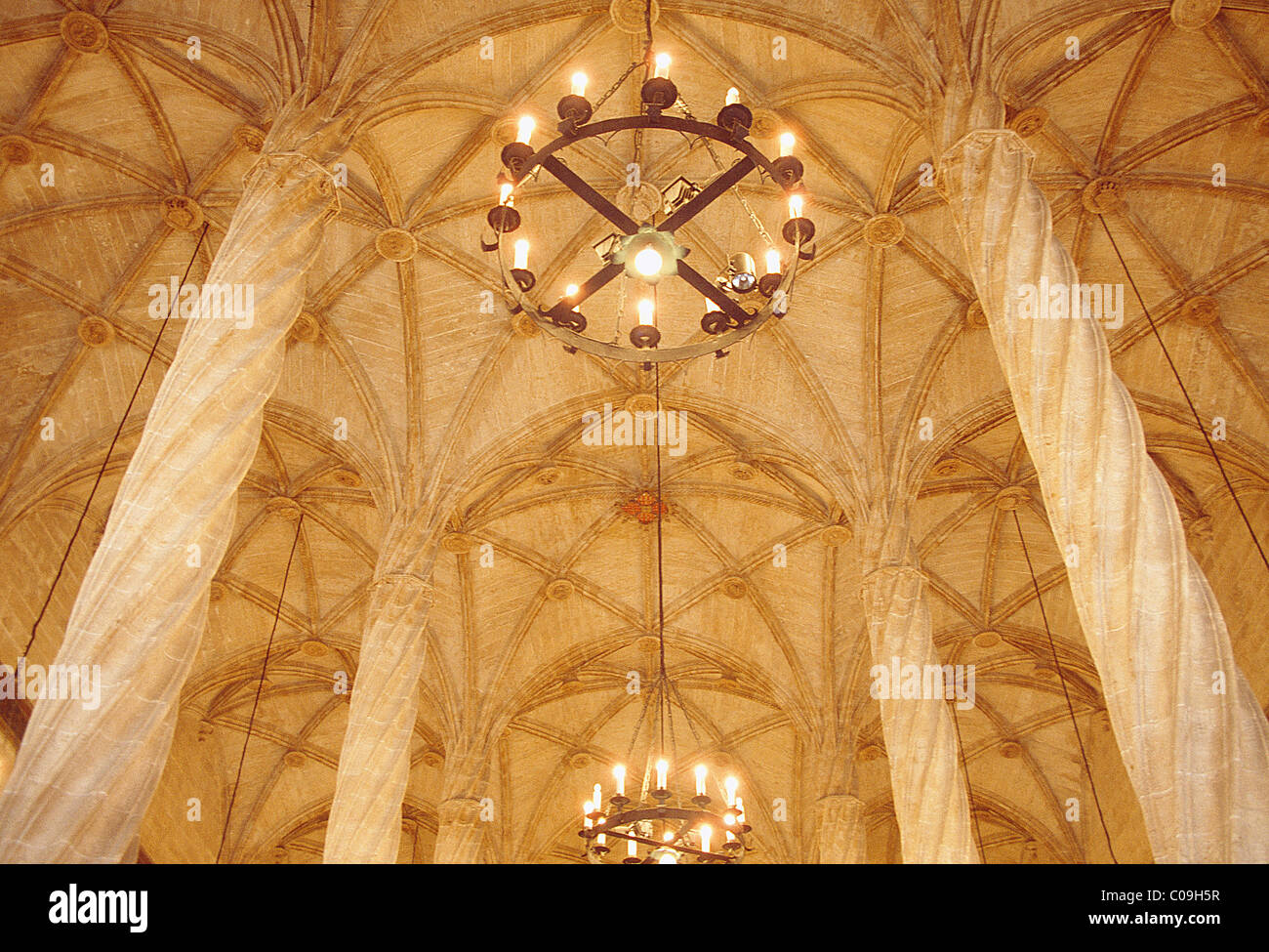 La lonja de valencia techo hi-res stock photography and images - Alamy
