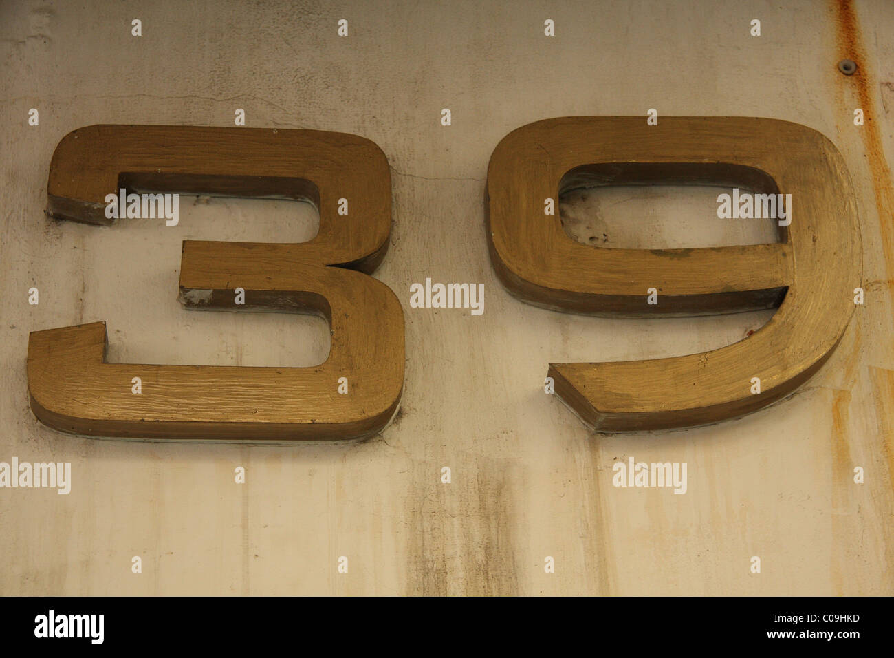 Number 39 sign hi-res stock photography and images - Alamy