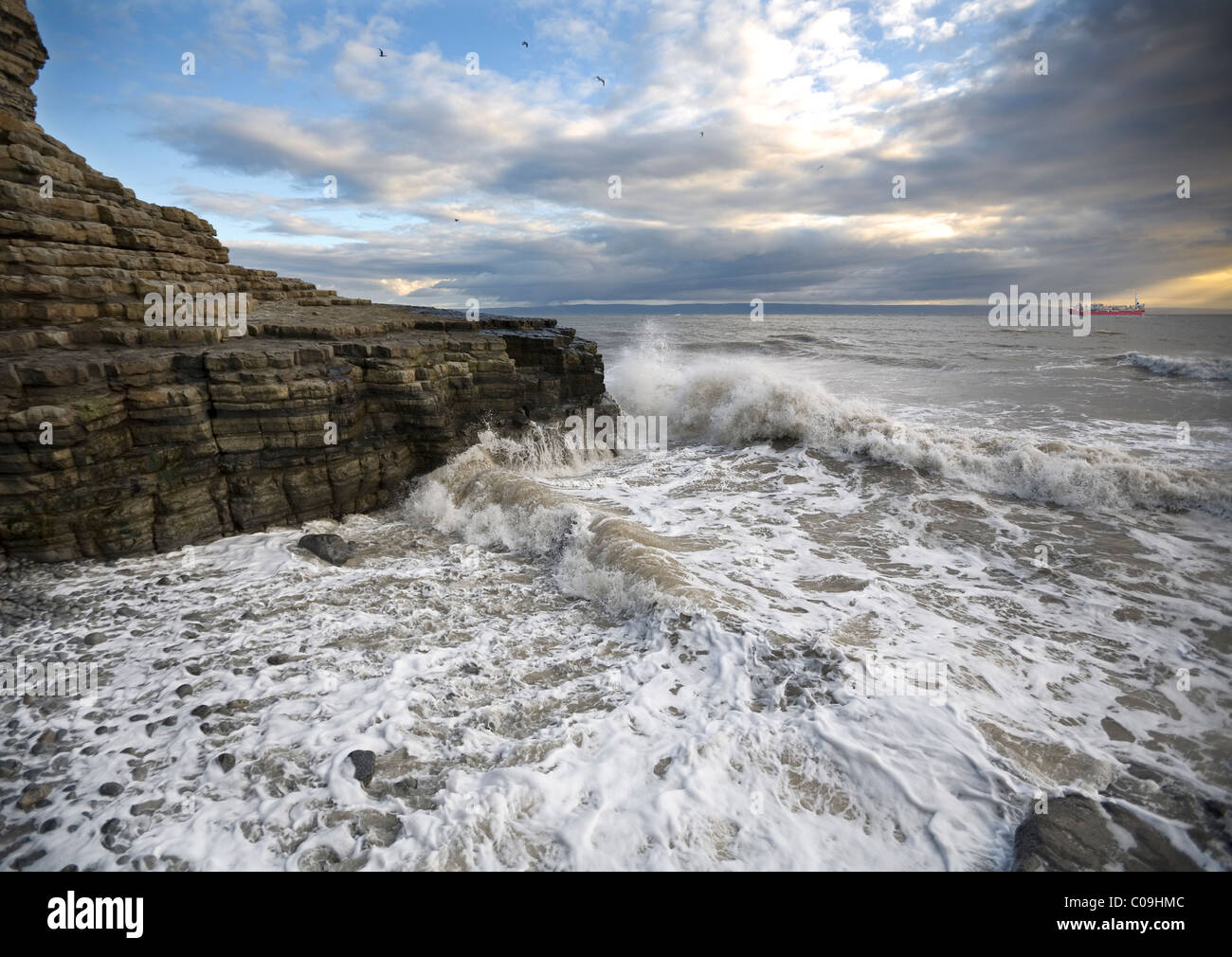 Ship breaking waves hi-res stock photography and images - Alamy