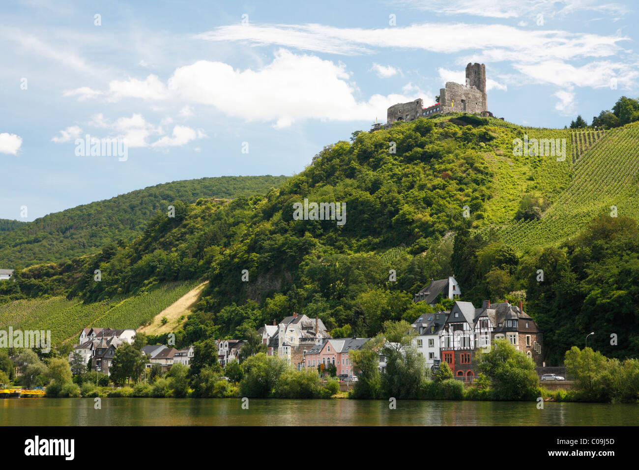 View of Landshut Castle in Bernkastel-Kues, Rhineland-Palatinate ...