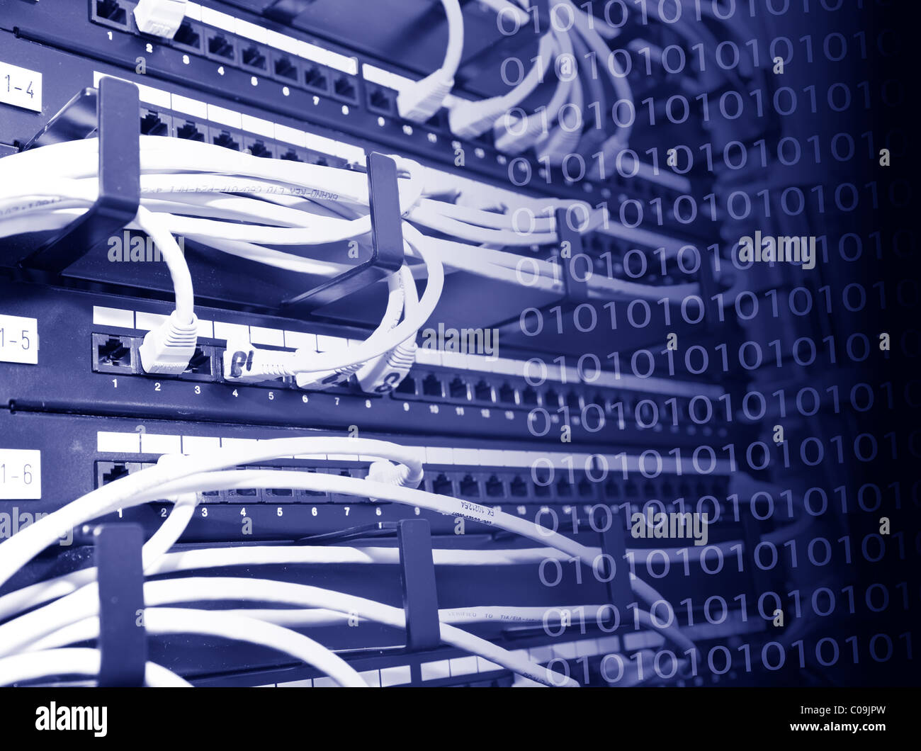 Blue cable computer hi-res stock photography and images - Alamy