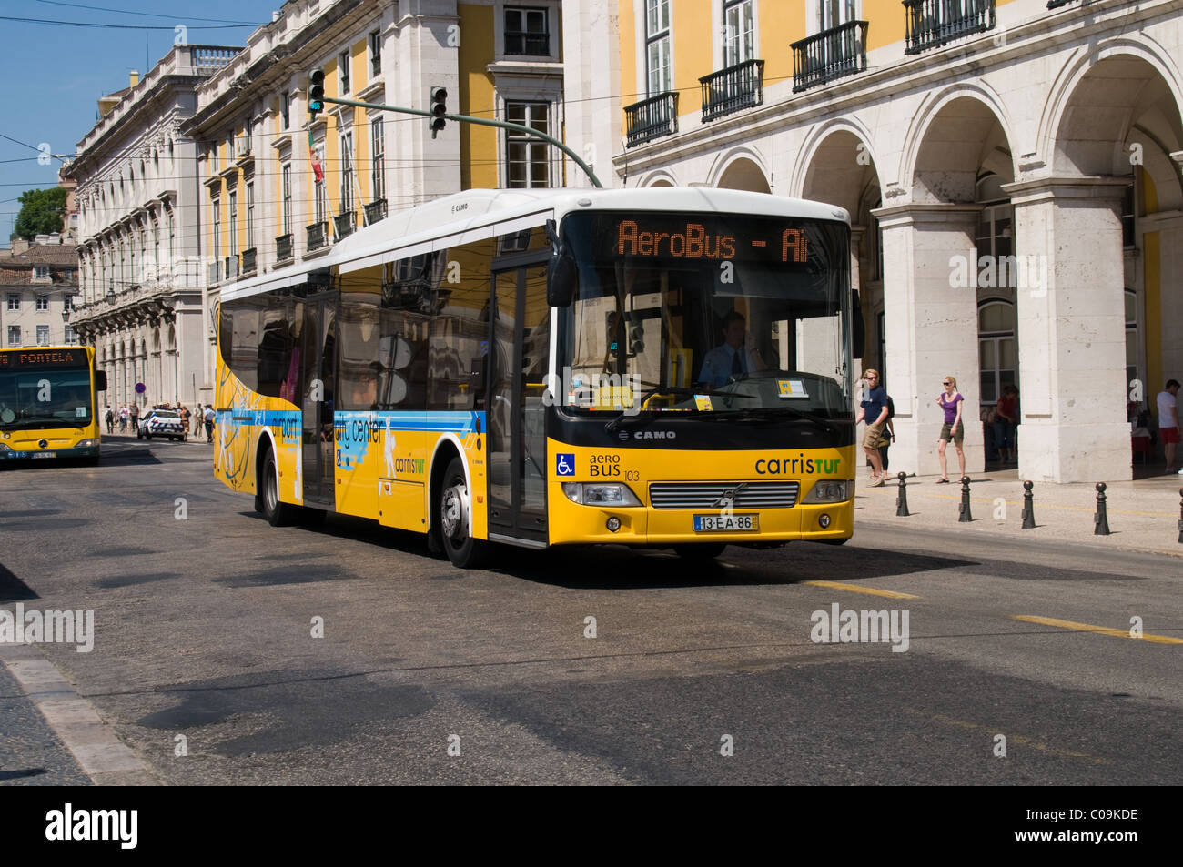 A Carris Airport bus reaches Praca do Comercio on its way to the ...