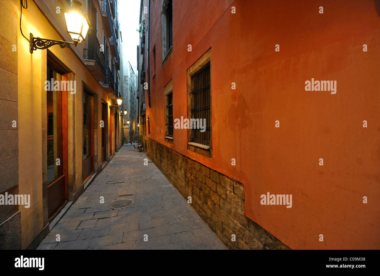 Evening, alleyway, Gothic Quarter, Barcelona, Catalonia, Spain, Europe ...