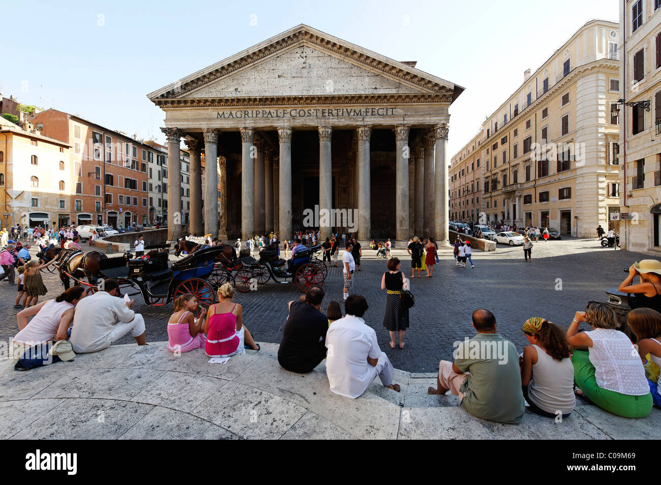 Rome pantheon and its square hi-res stock photography and images - Alamy