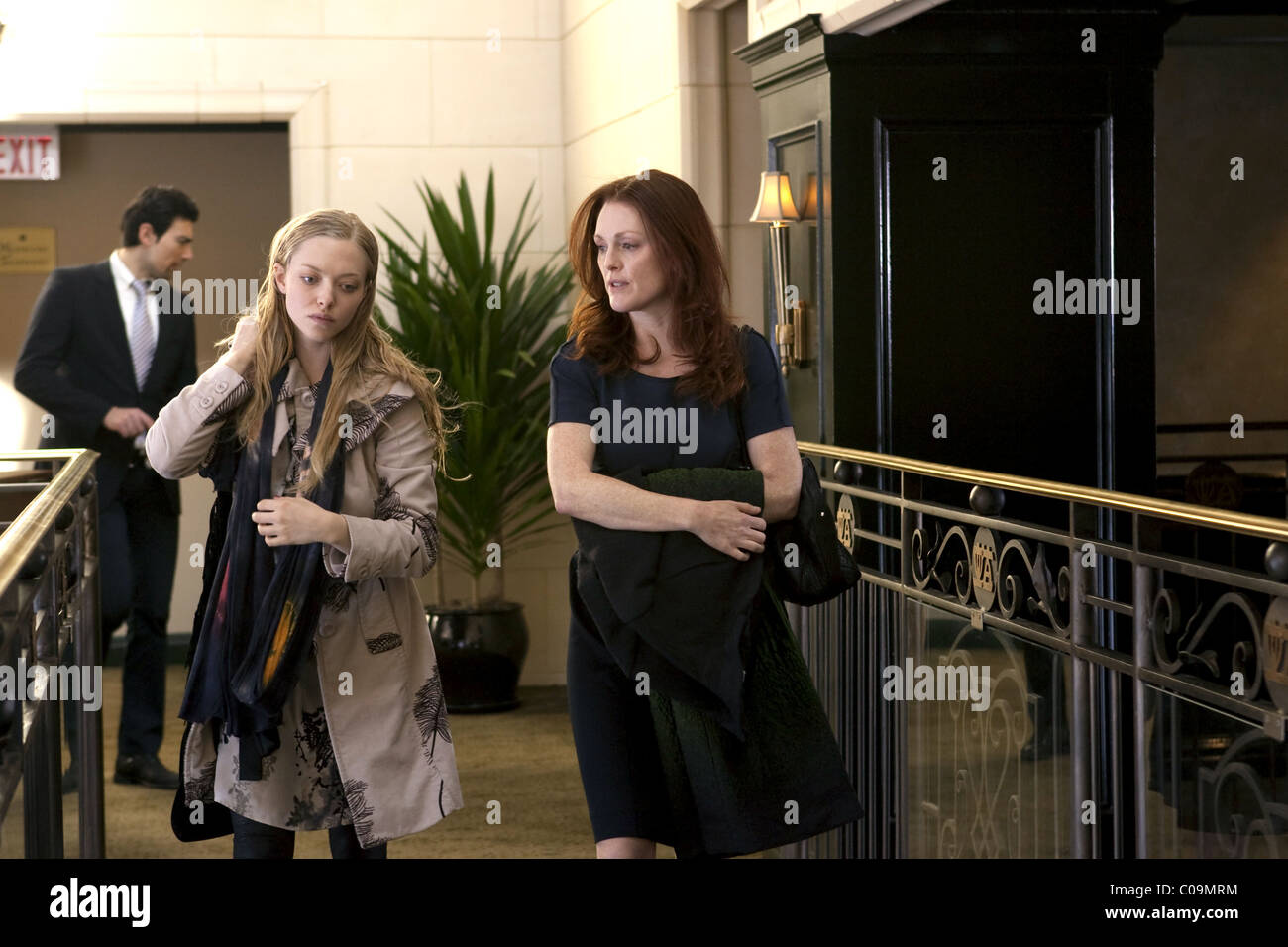 Chloe 2009 Amanda Seyfried High Resolution Stock Photography and Images - Alamy