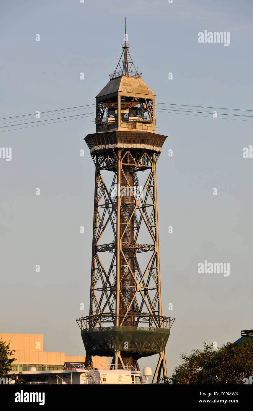 Cable support towers hi-res stock photography and images - Alamy