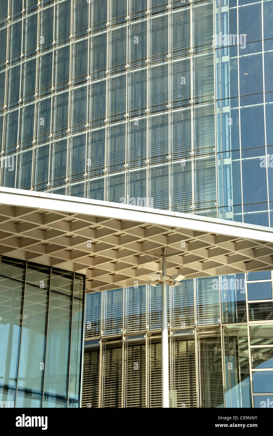 Modern building of glass and metal Stock Photo - Alamy